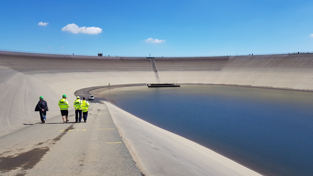 VISITING THE SEALING SHELL OF DAM AT DLOUHÉ STRÁNĚ | AdMaS